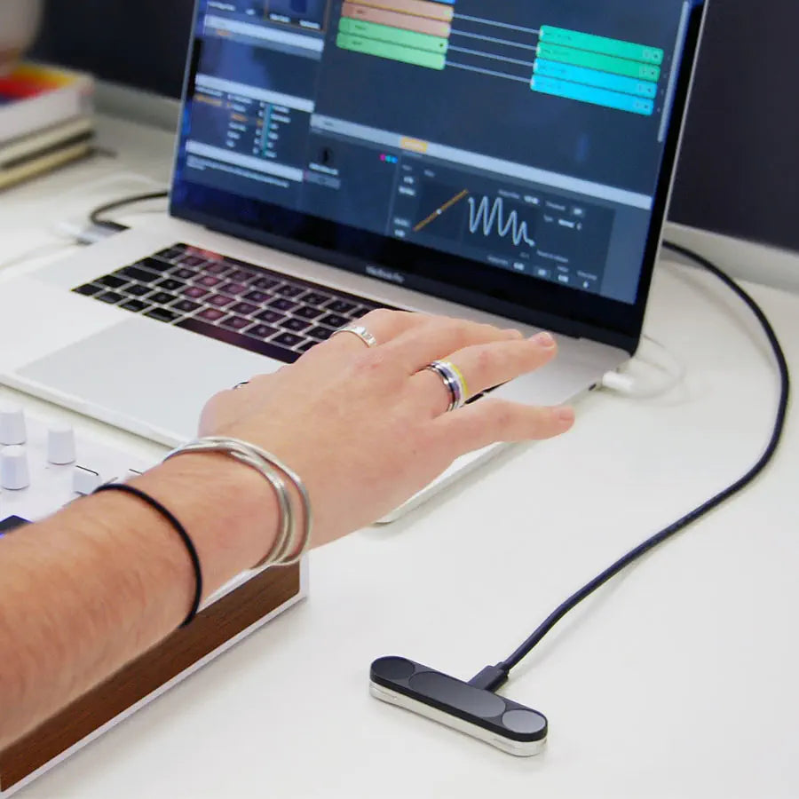Ultraleap Leap Motion Controller 2 - RobotShop