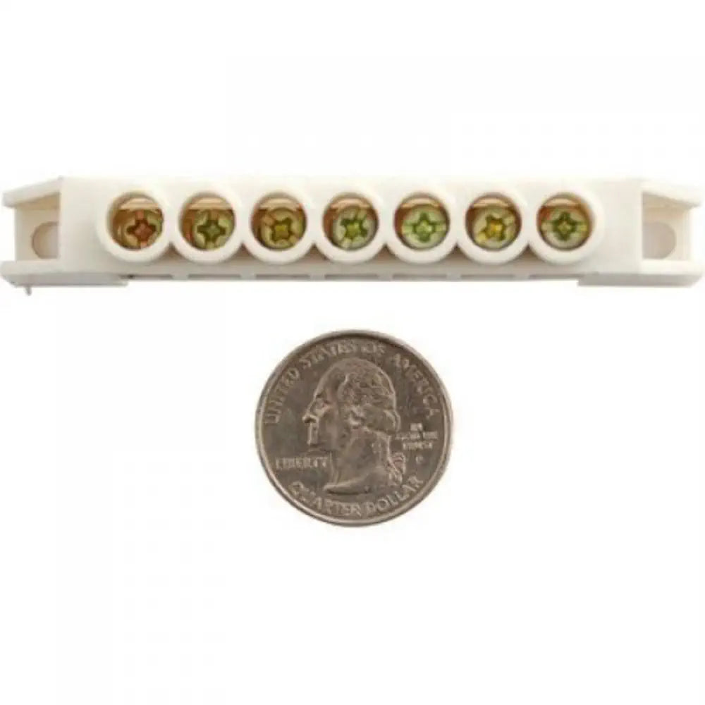 Power Distribution Bus - 7 x 6mm - RobotShop