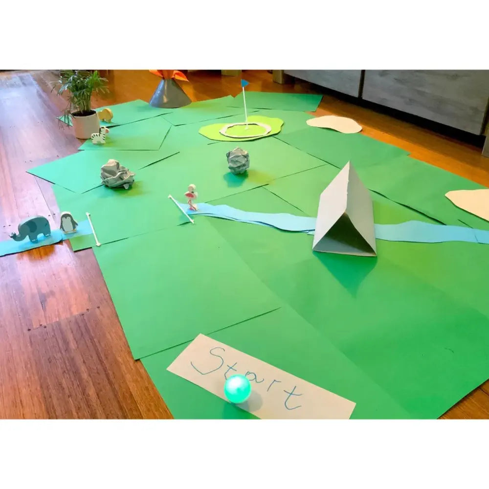 Sphero Mini Robot Ball: Golf Theme - RobotShop